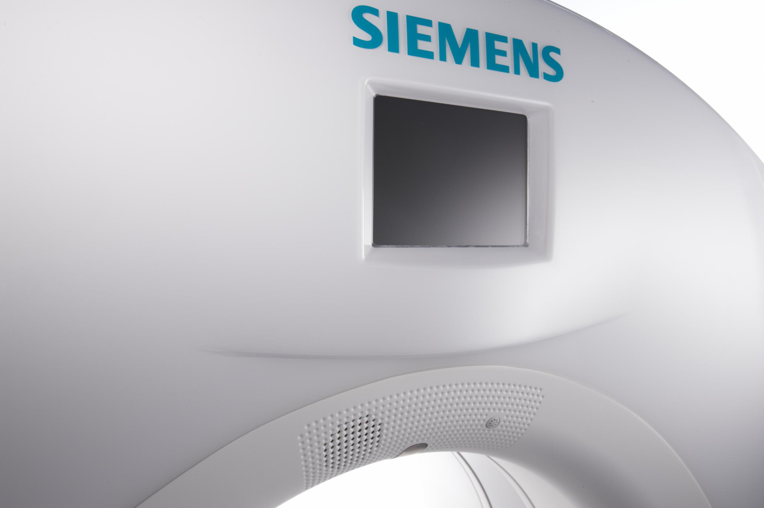 SOMATOM Definition Flash - Hombach-Kunststofftechnik